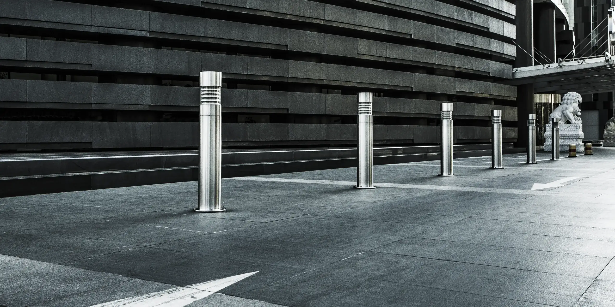 Automatic Hydraulic Rising Bollards Supplier and Installation Solution ...